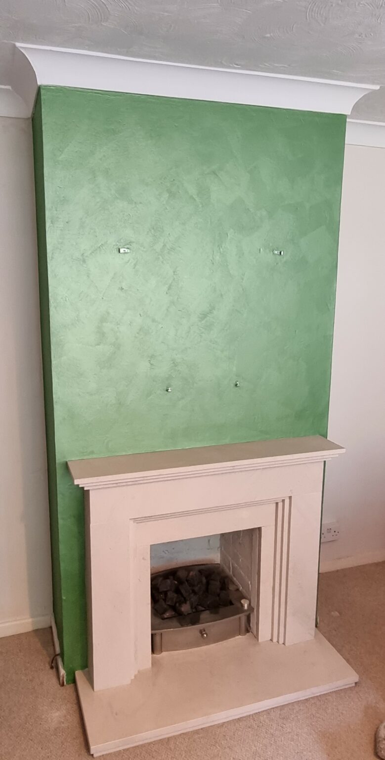 Lounge – White Paint Finish Feature Wall – Custome Finishes